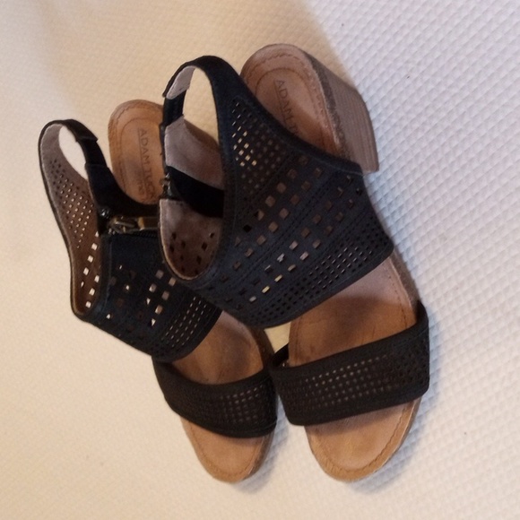 Adam Tucker | Shoes | Adam Tucker Sandals 7 | Poshmark